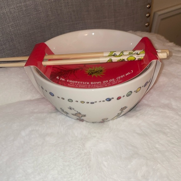Dining | Dr Seuss The Grinch 2oz Ramen Noodle Bowl With 6in Chopsticks ...